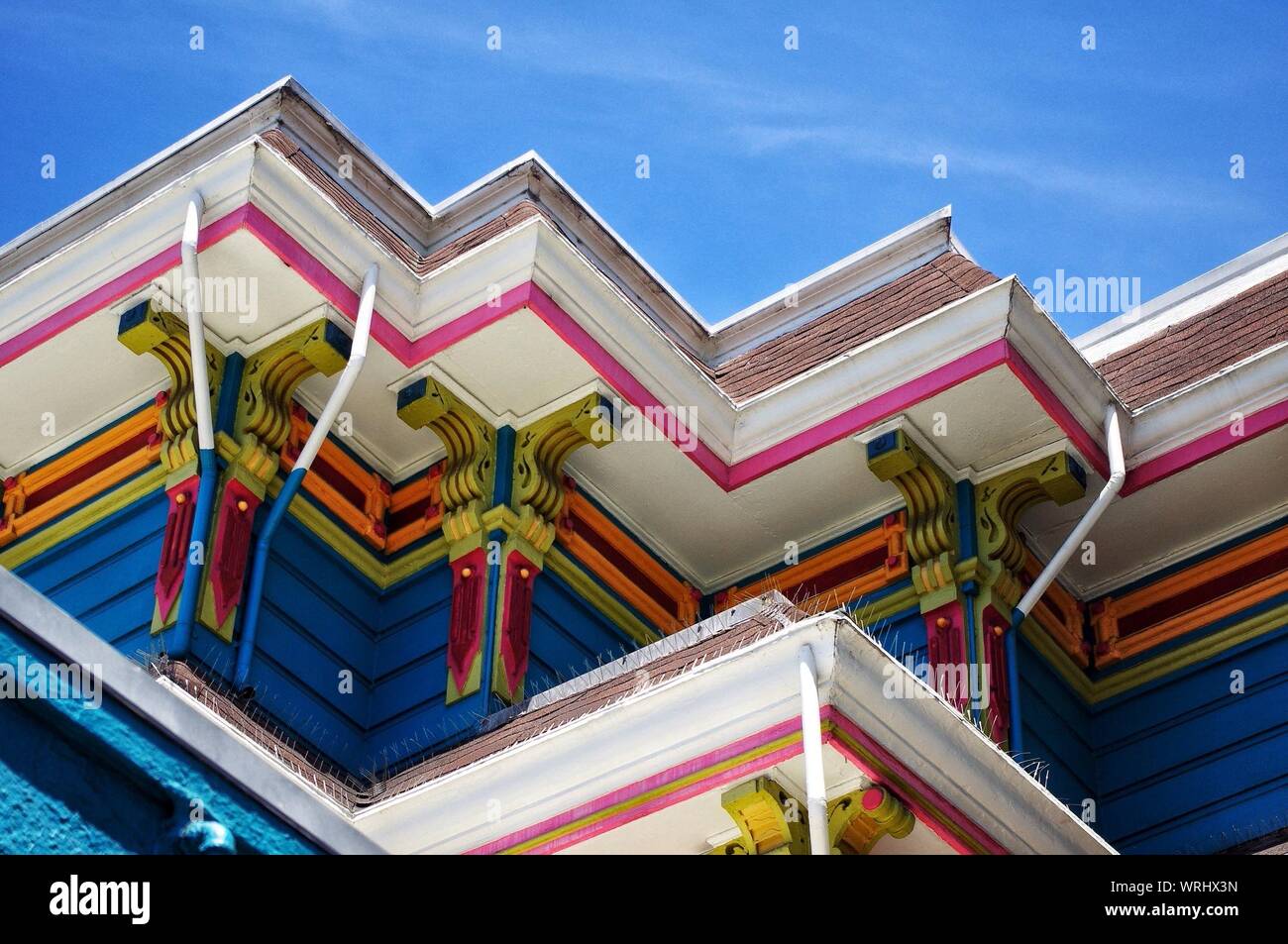 Painted building hi-res stock photography and images - Alamy