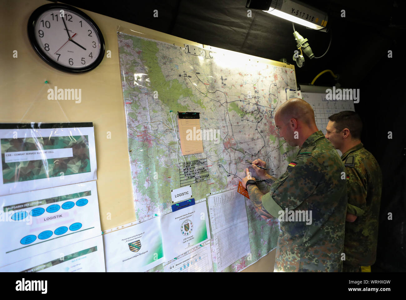 Frankenberg, Germany. 27th Aug, 2019. Soldiers work in a brigade ...