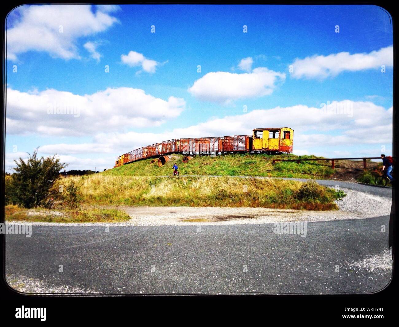 Stationary freight train hi-res stock photography and images - Alamy
