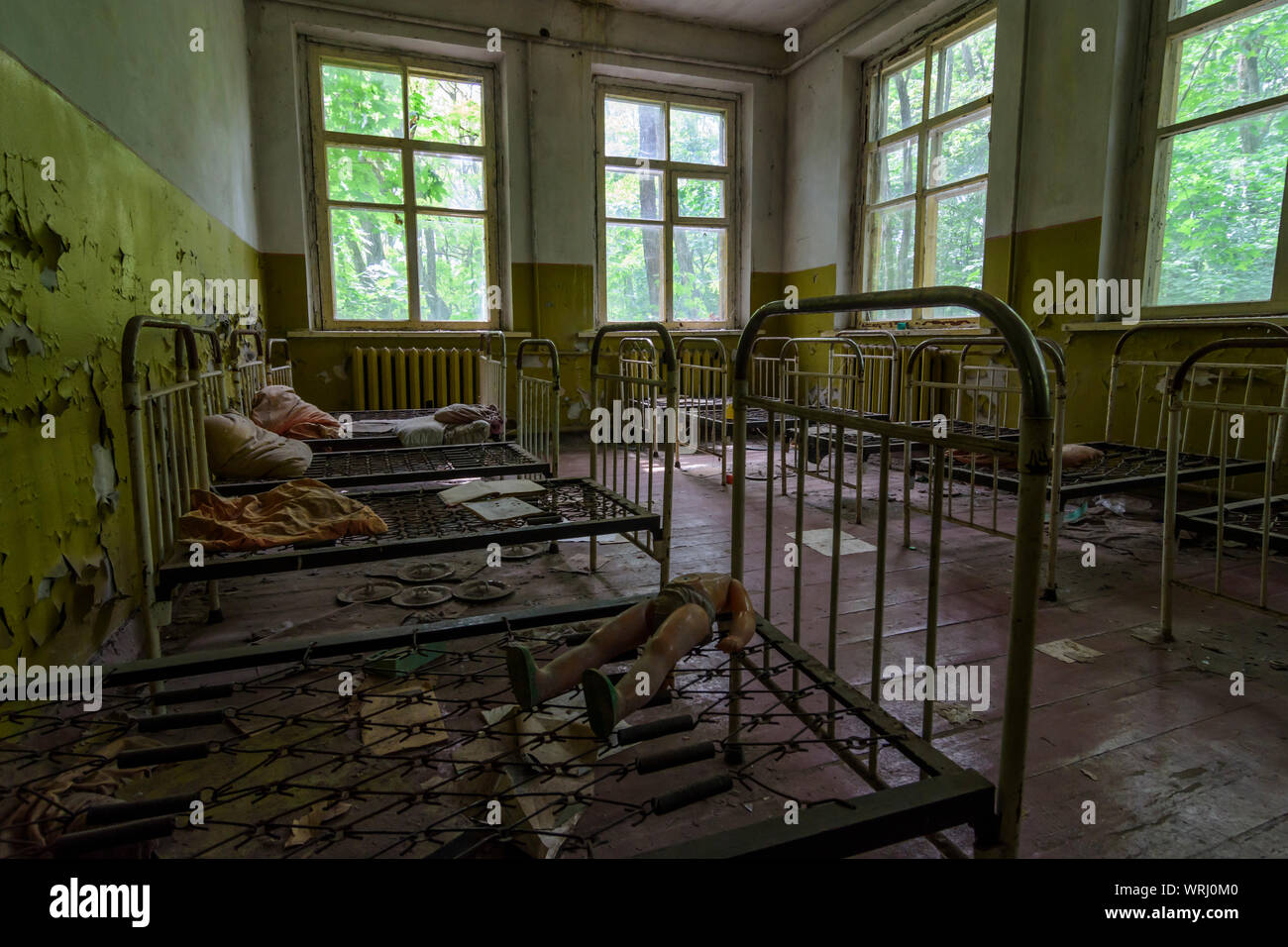 Chernobyl (Chornobyl): abandoned kindergarten of Kopachi, beds, dolls ...