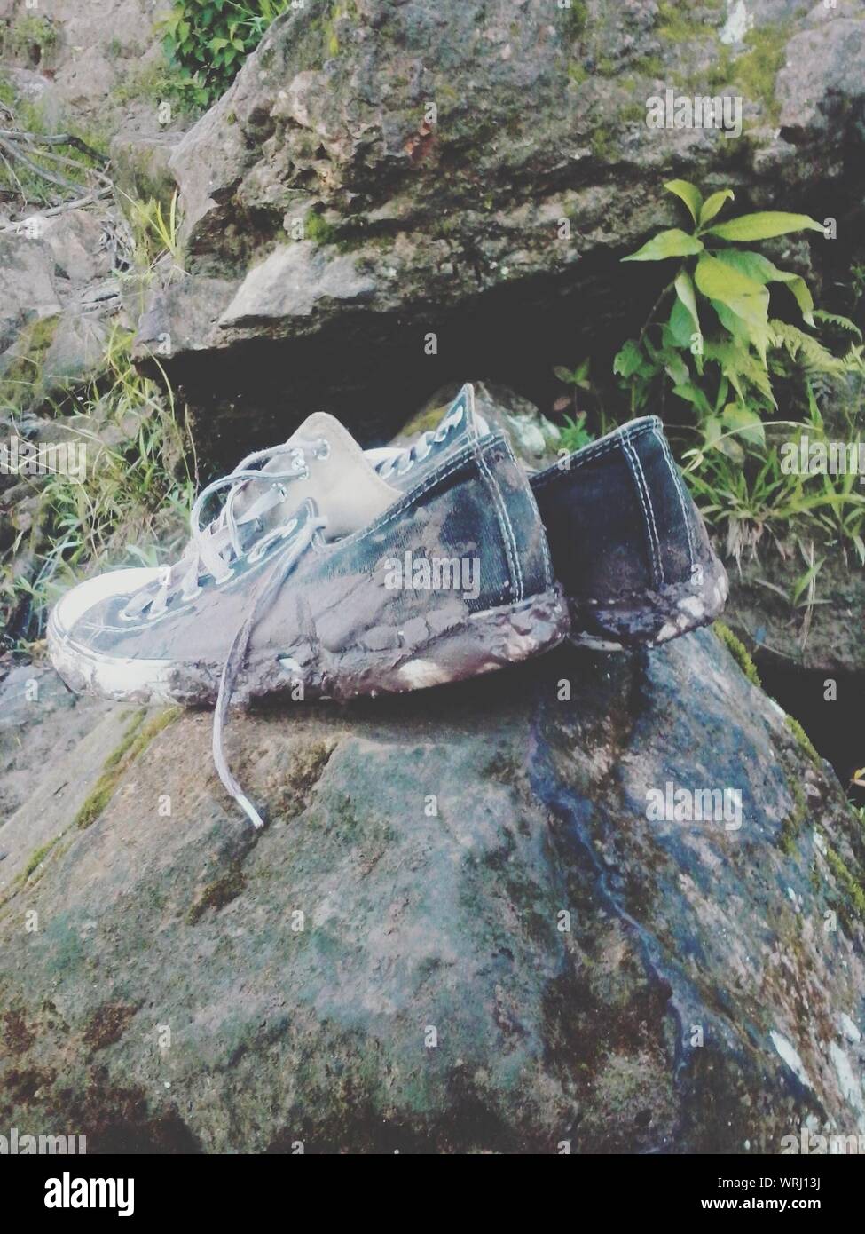 Dirty rock hi-res stock photography and images - Alamy