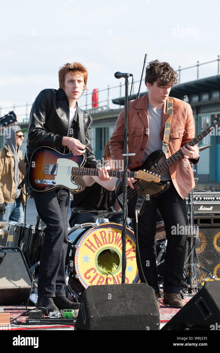 Rock band Folkestone Pier Stock Photo - Alamy