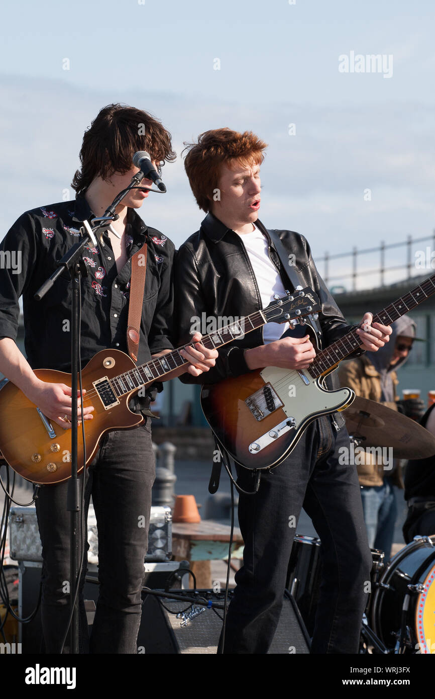 Rock band Folkestone Pier Stock Photo - Alamy