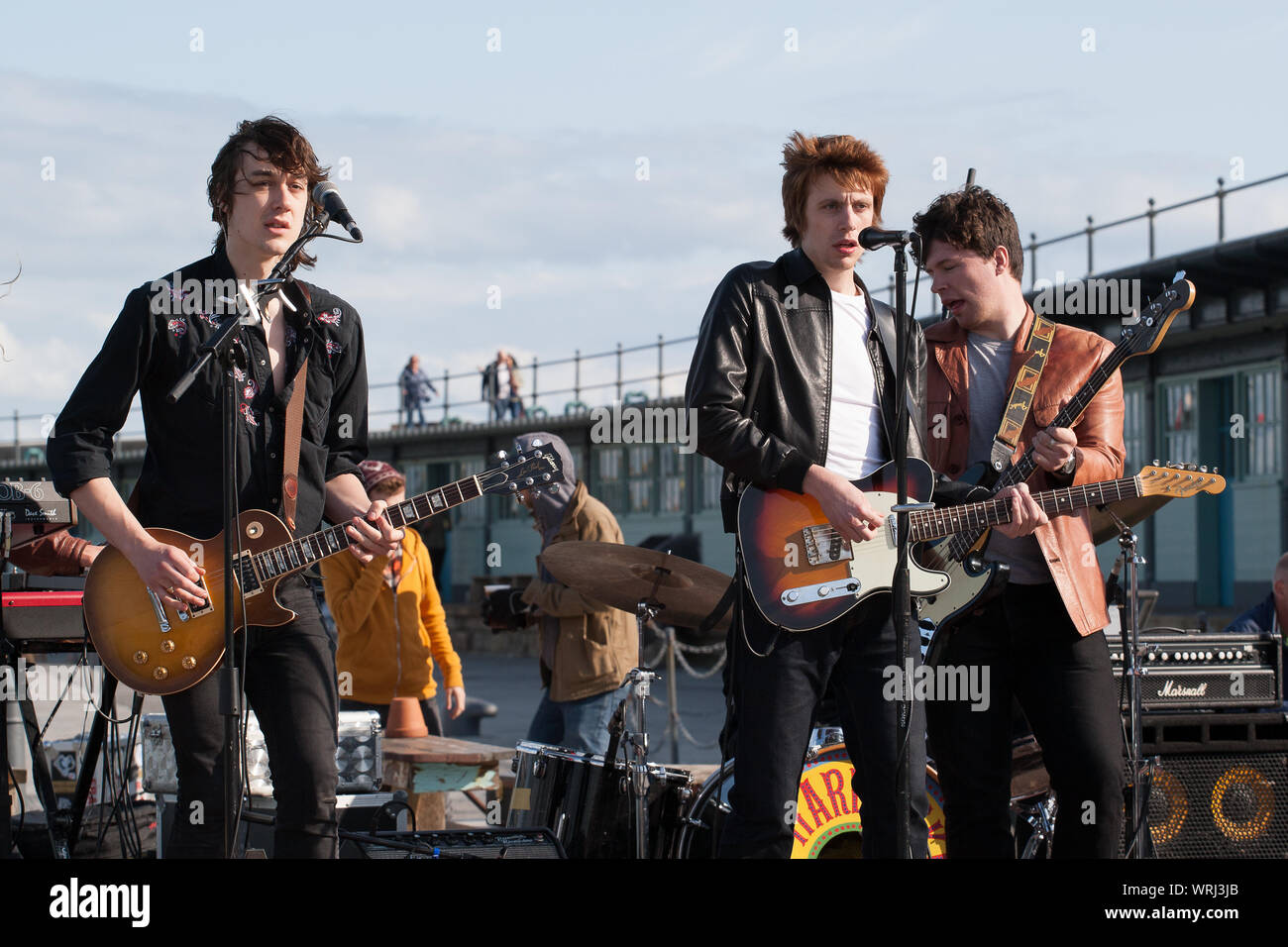 Rock band Folkestone Pier Stock Photo - Alamy