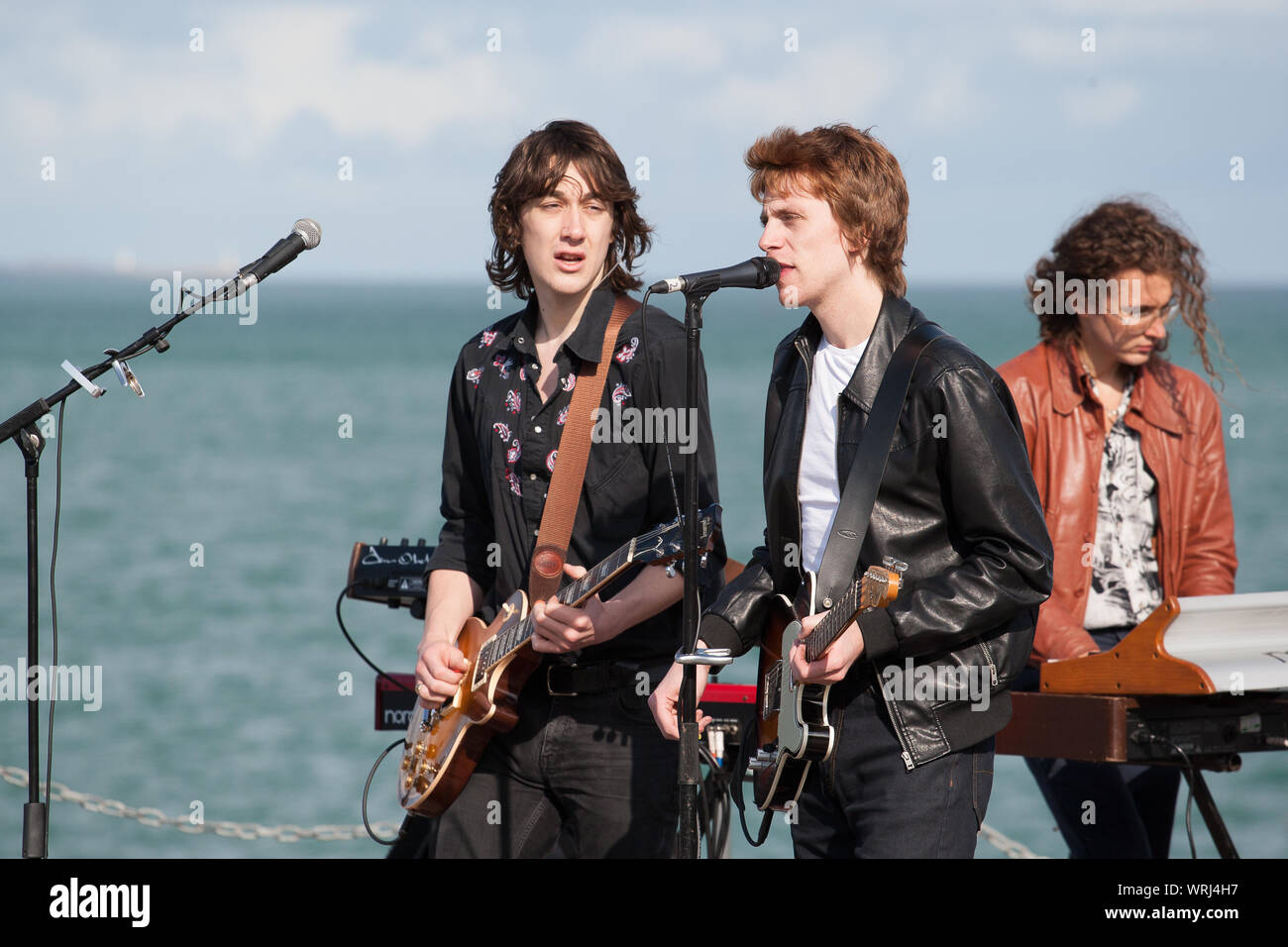 Rock band Folkestone Pier Stock Photo - Alamy
