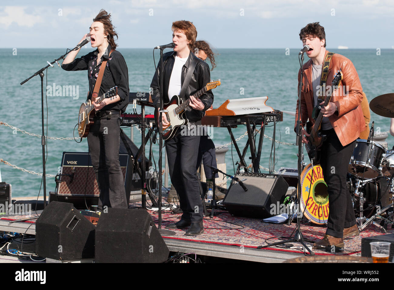 Rock band Folkestone Pier Stock Photo - Alamy