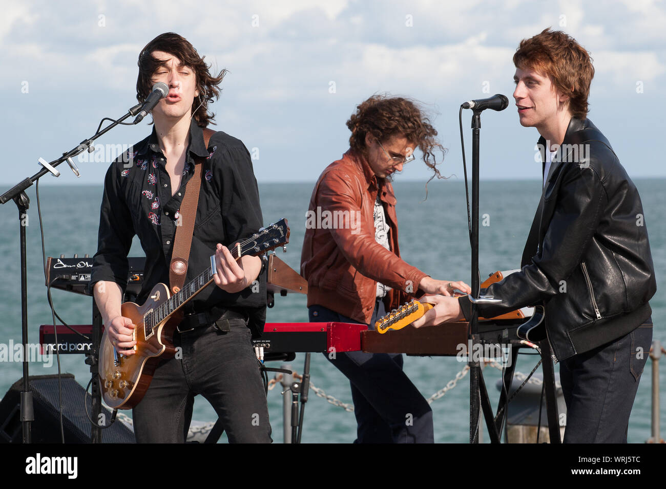 Rock band Folkestone Pier Stock Photo - Alamy
