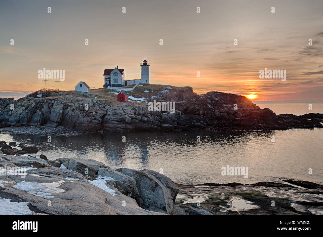 Nubble ledge hi-res stock photography and images - Alamy