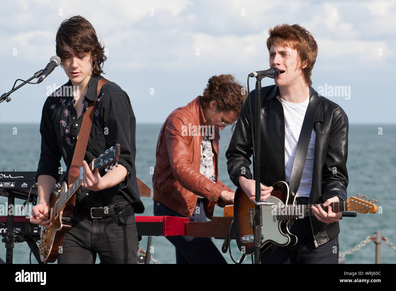 Rock band Folkestone Pier Stock Photo - Alamy