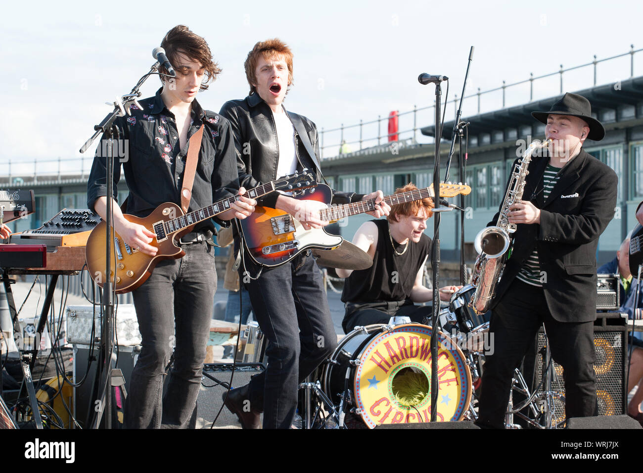 Rock band Folkestone Pier Stock Photo - Alamy