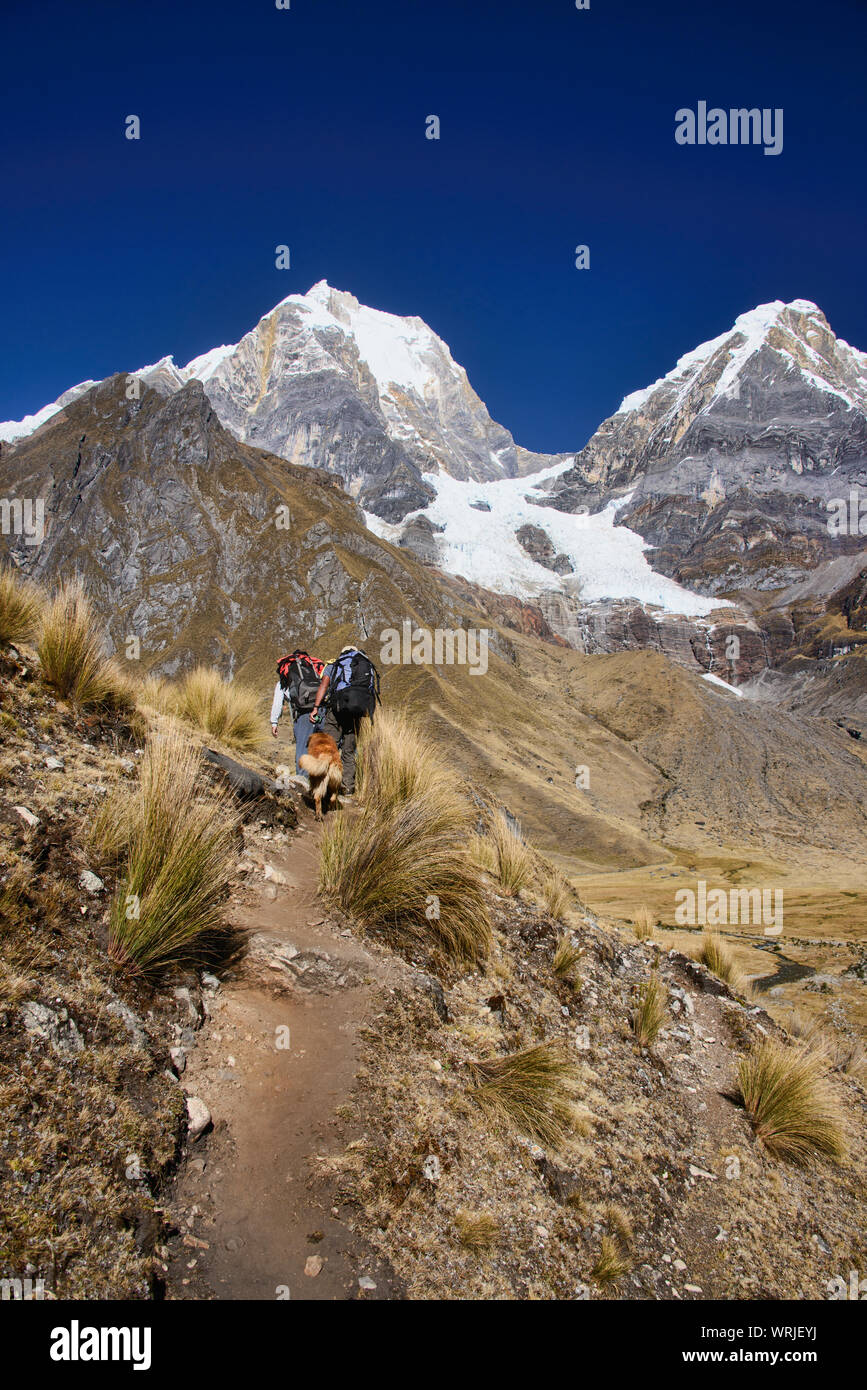 Sceneries at the Laguna Carhuacocha, Cordillera Huayhuash, Ancash, Peru ...