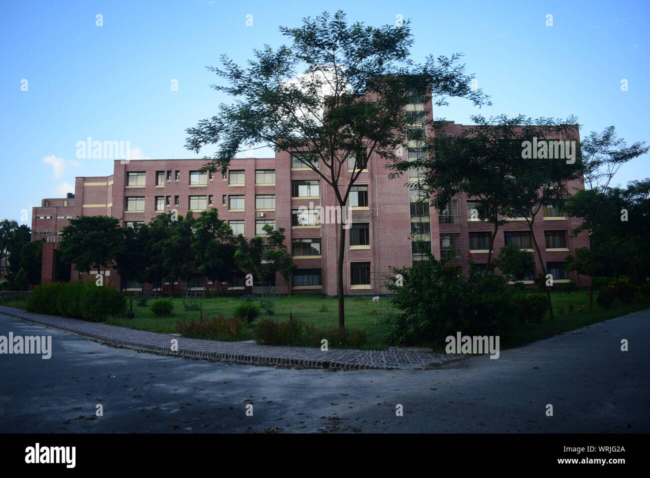 Beautiful modern building Stock Photo - Alamy