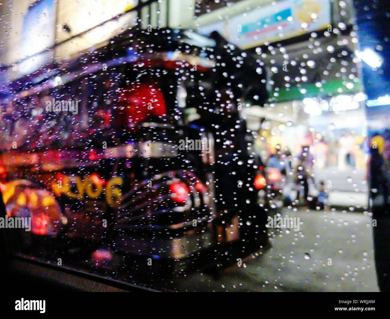 Bus drop hi-res stock photography and images - Alamy