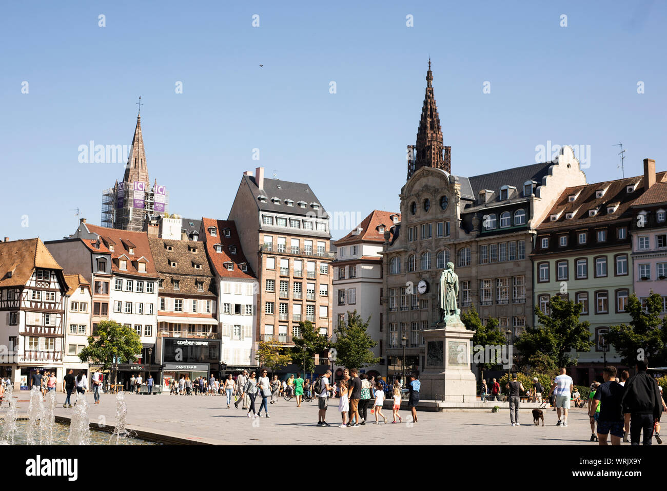 Place Kléber, a large historic square in Strasbourg, France Stock Photo ...