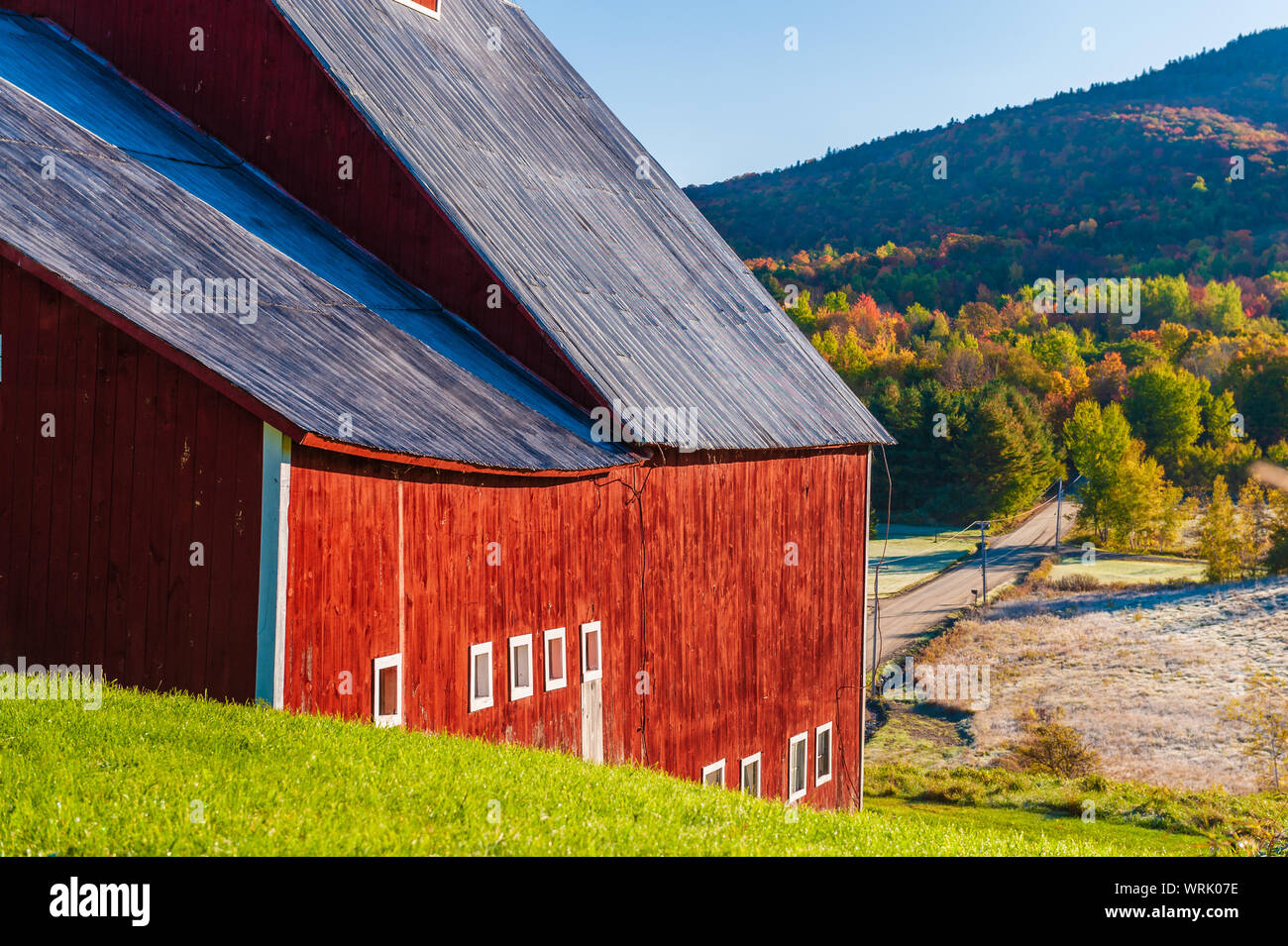 Red barn during a New England fall foliage, Stowe, Vermont, USA Stock ...