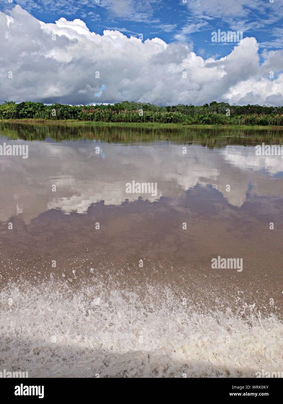 Water reflecting clouds hi-res stock photography and images - Alamy