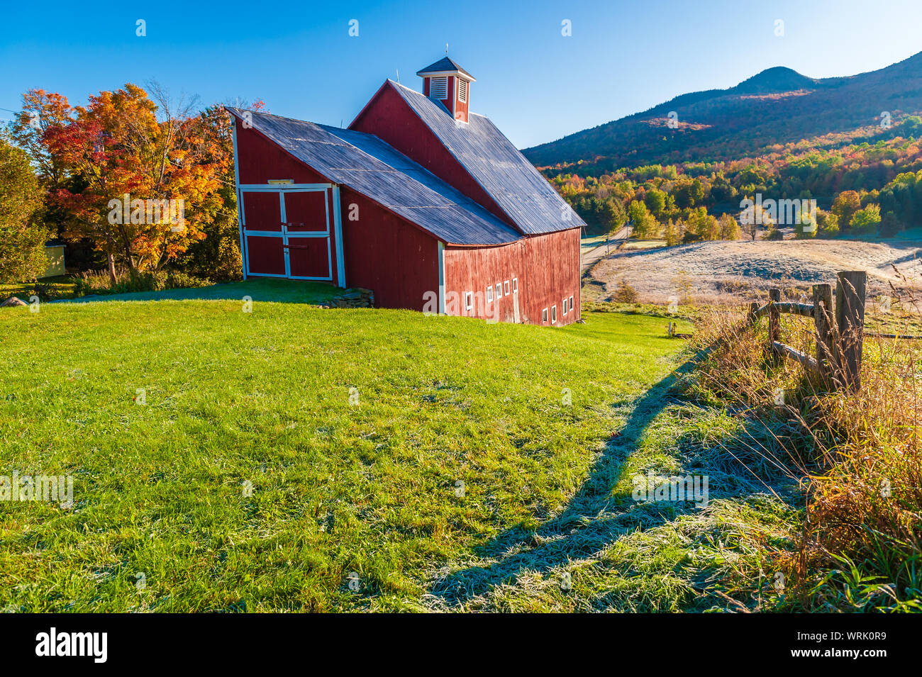 Red barn during a New England fall foliage, Stowe, Vermont, USA Stock ...