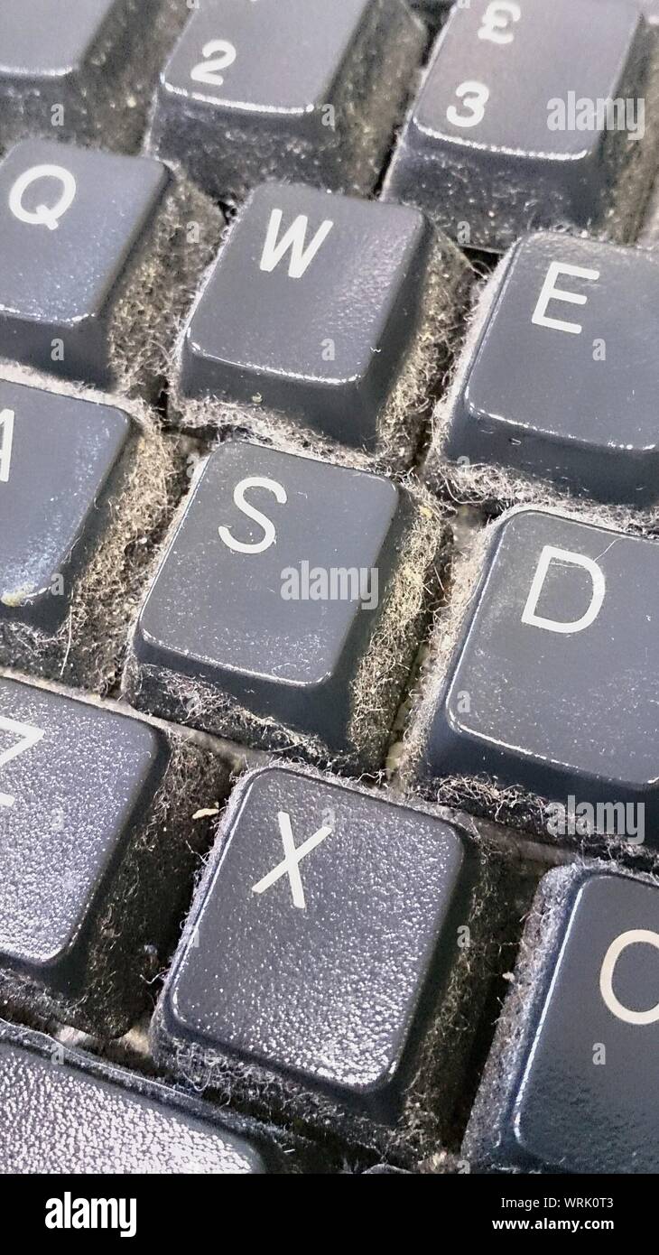 Dirty keyboard hi-res stock photography and images - Alamy