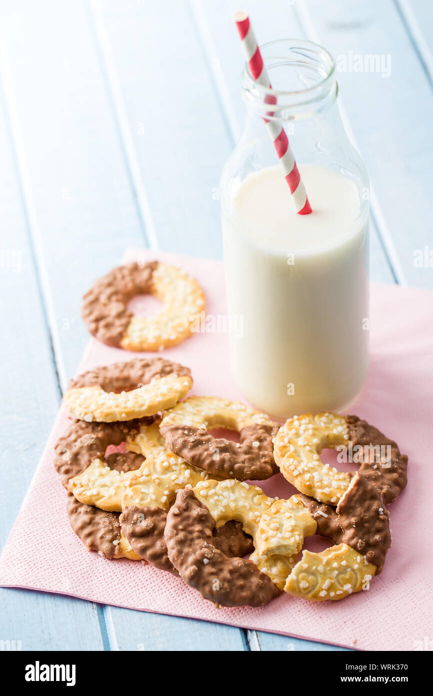 Biscuits rings hi-res stock photography and images - Alamy