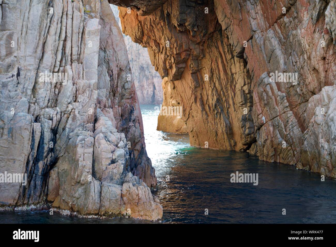 Ocean between water and surface hi-res stock photography and images - Alamy