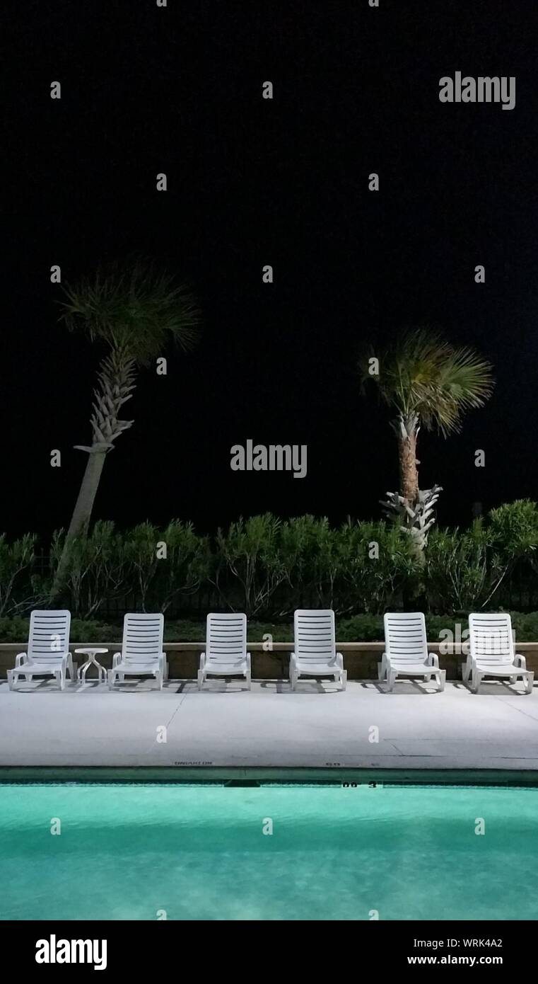 Night lounge hi-res stock photography and images - Alamy