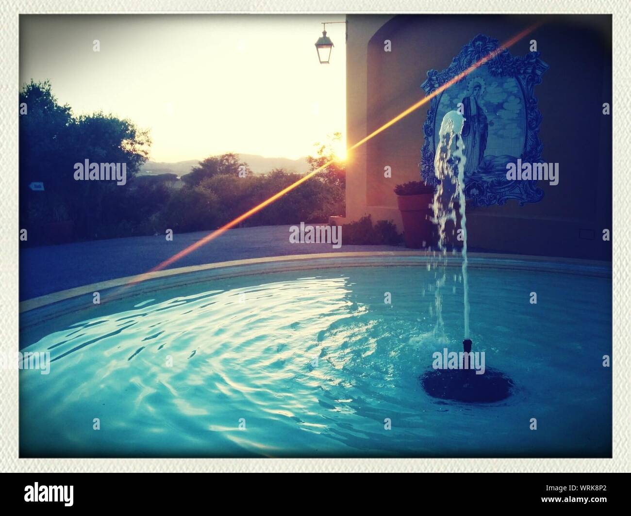 Sunshine painting hi-res stock photography and images - Alamy