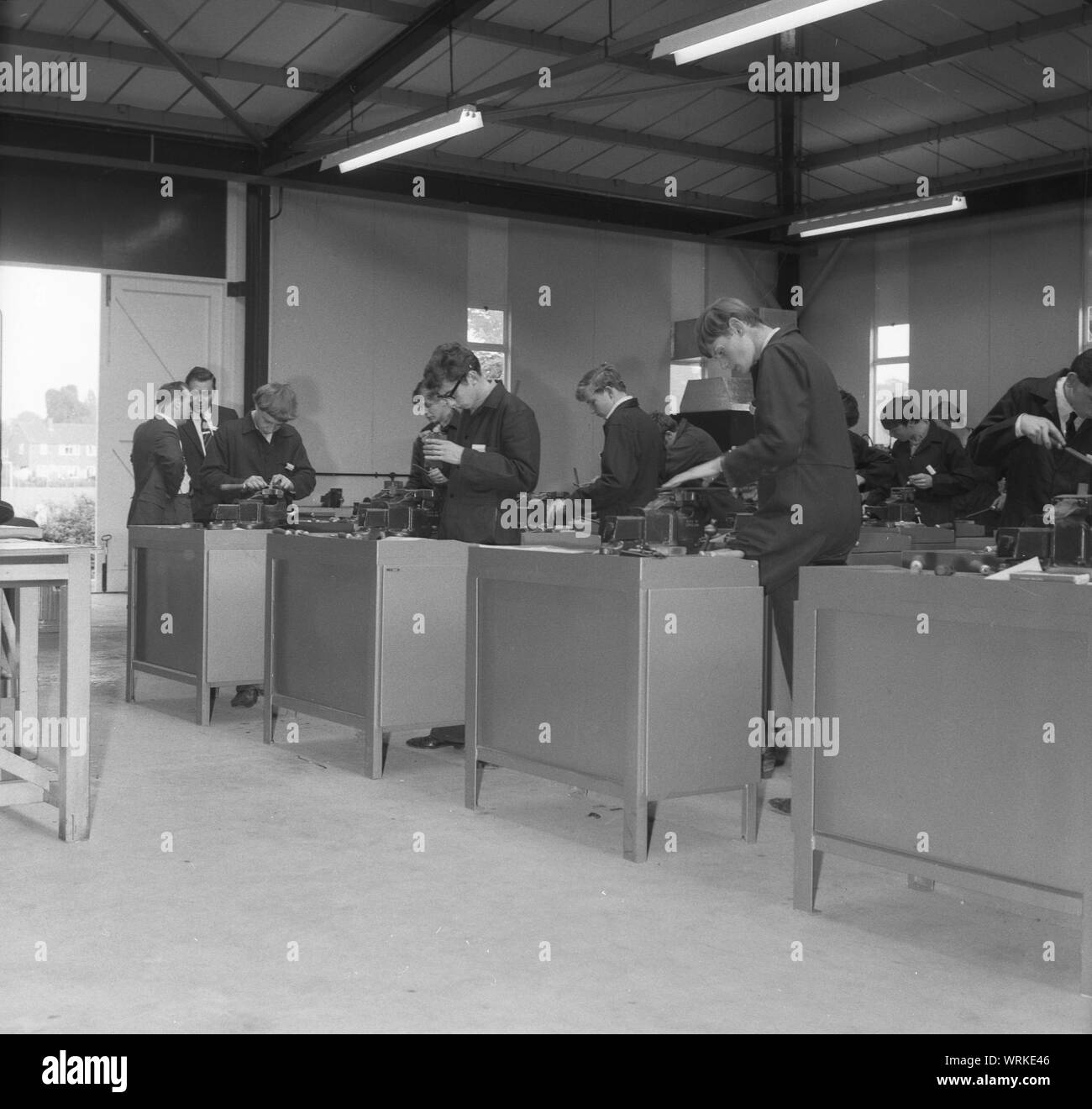 Working class 1960s hi-res stock photography and images - Alamy