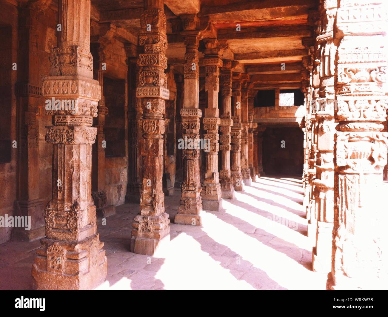 Historic temple structure hi-res stock photography and images - Alamy