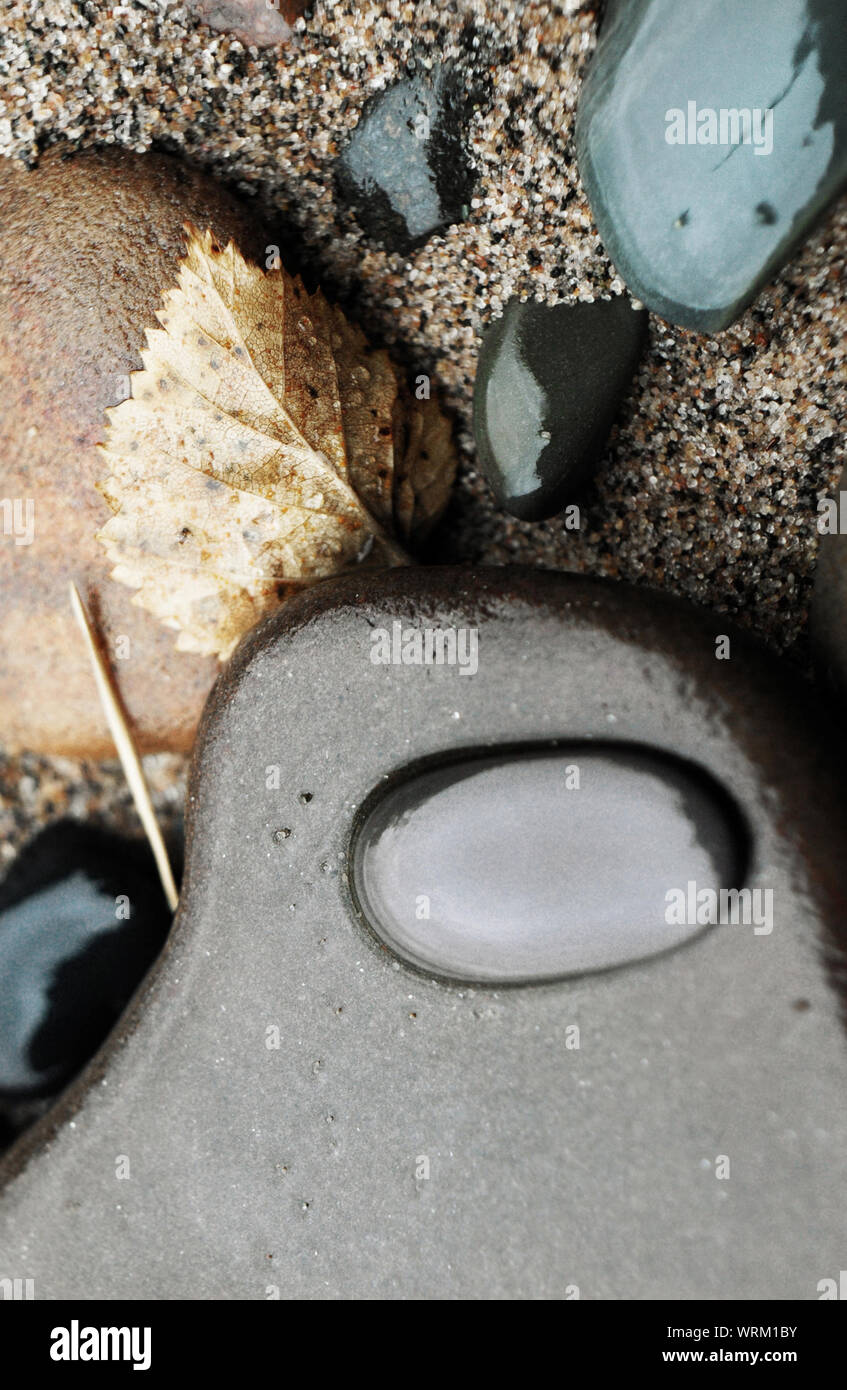Pebbles detail hi-res stock photography and images - Alamy