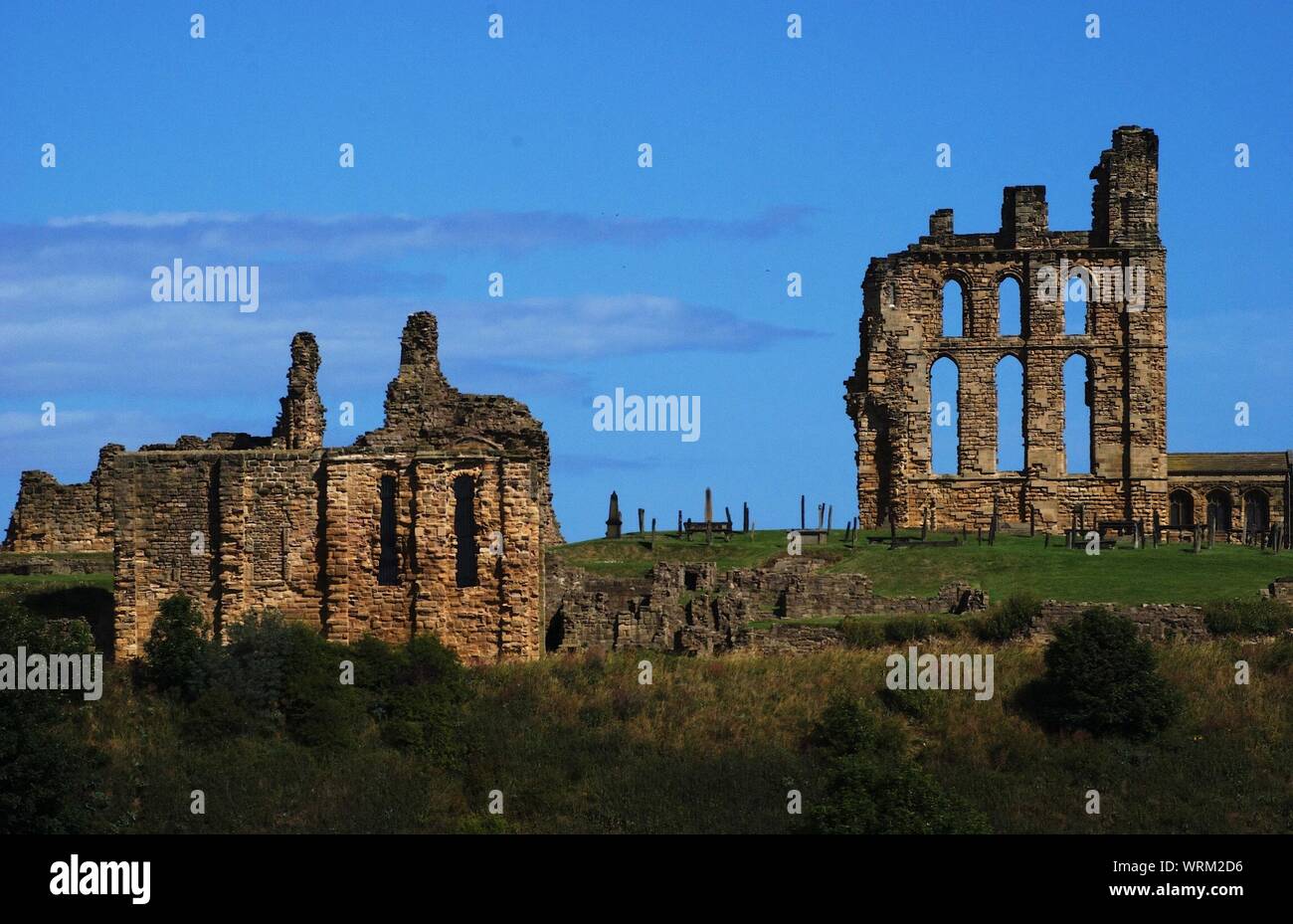 Tynemouth priory and castle hi-res stock photography and images - Alamy