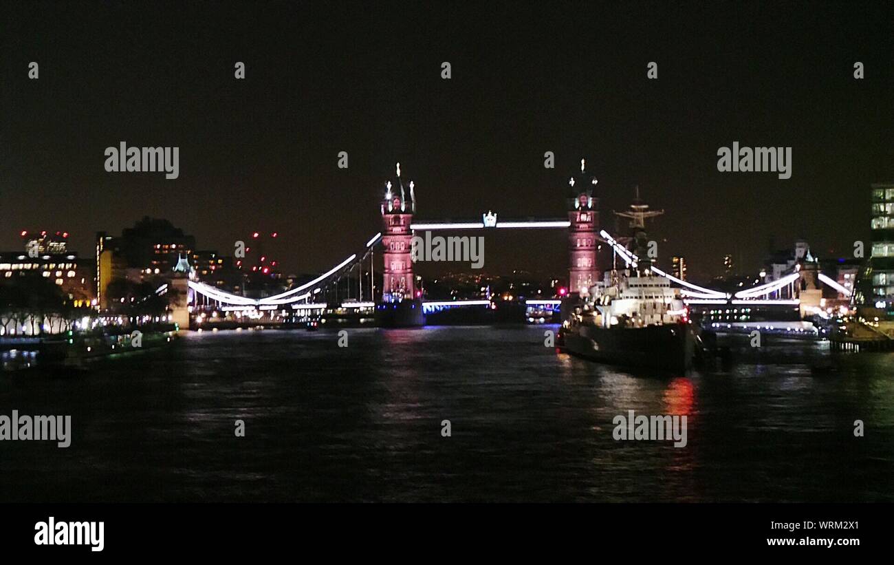 Illuminated Tower Bridge Over River Thames Stock Photo - Alamy