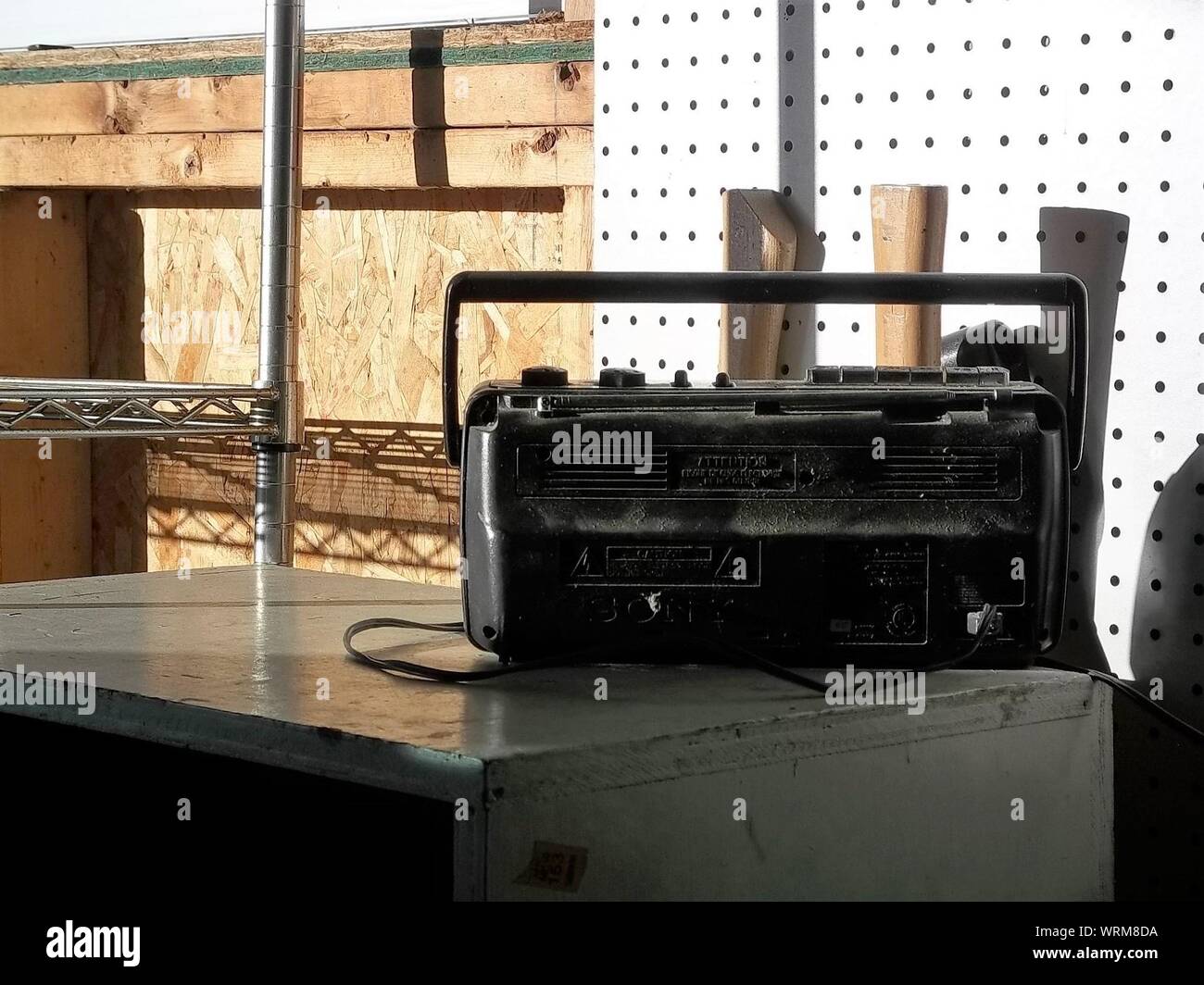 Old Radio Table High Resolution Stock Photography and Images - Alamy