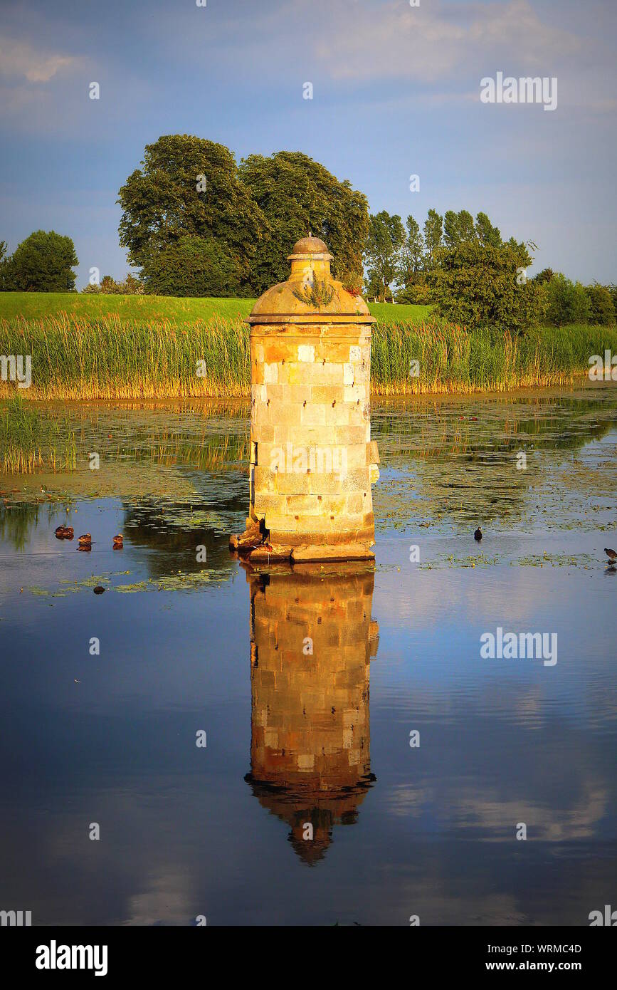 Old and ruined bridge hi-res stock photography and images - Alamy
