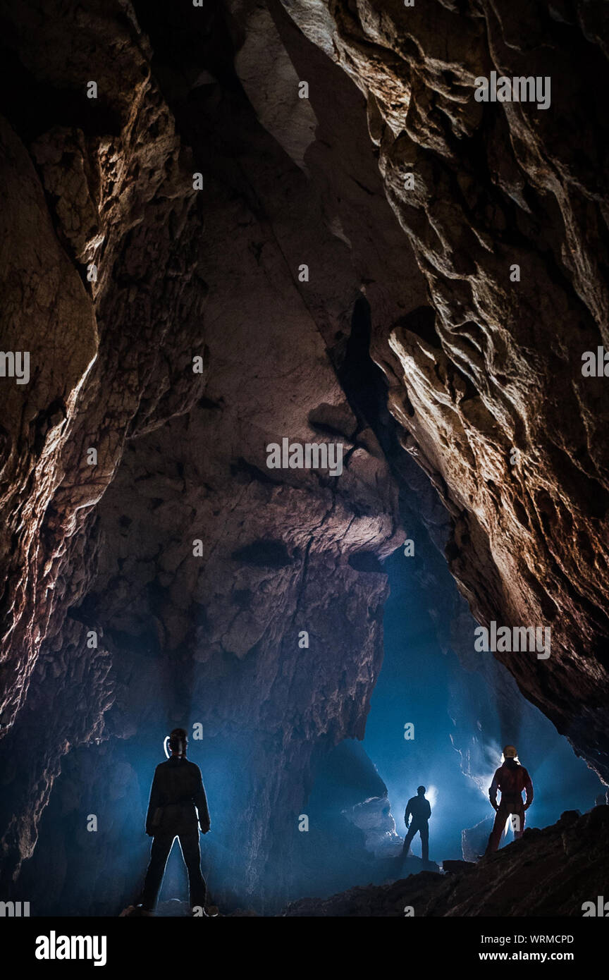 Climbing in cave hi-res stock photography and images - Alamy