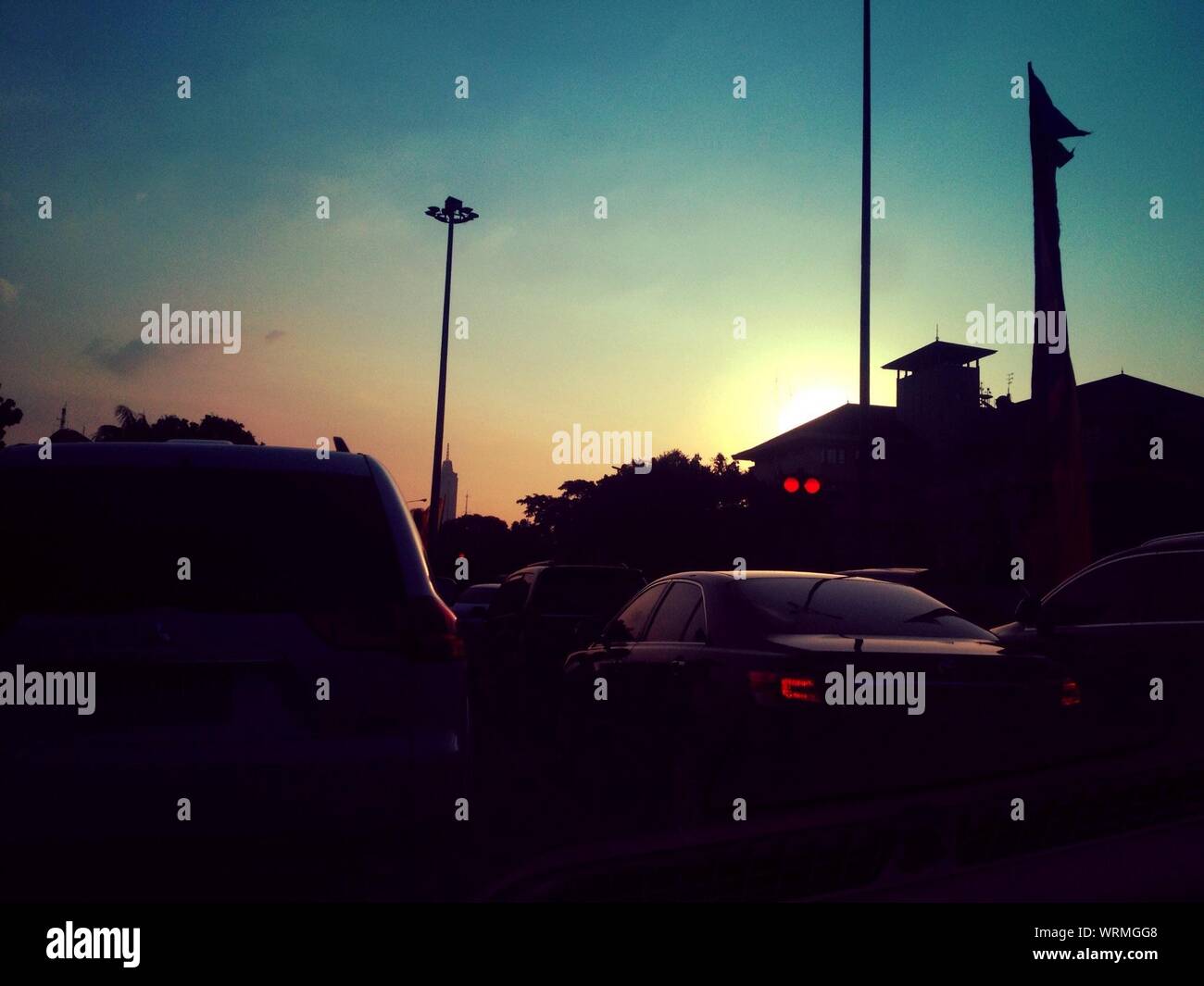 Red light traffic signal hi-res stock photography and images - Alamy