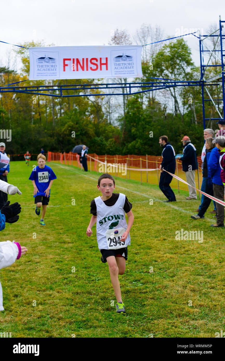Teenage runner finish running race hi-res stock photography and images ...