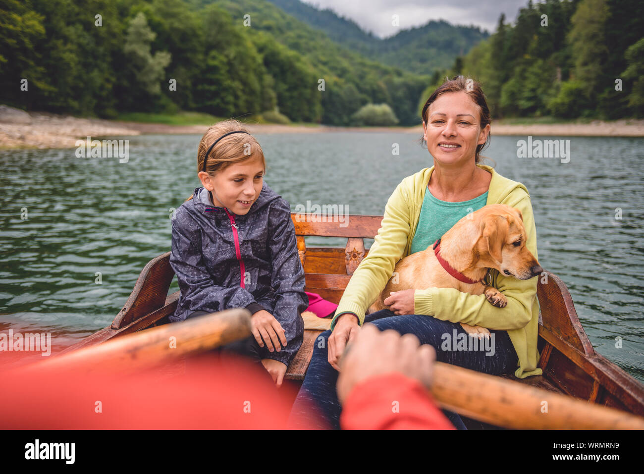 Three men and a dog rowing boat hi-res stock photography and images - Alamy
