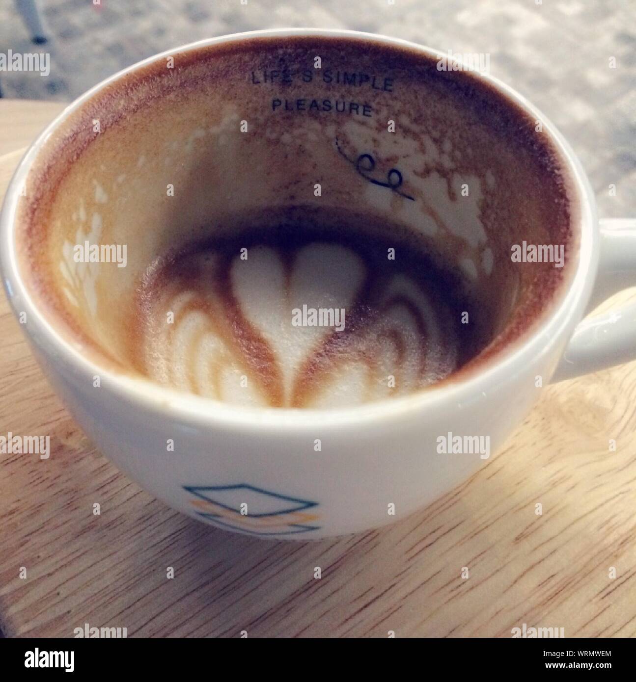 Empty Coffee Cup Stock Photos & Empty Coffee Cup Stock Images - Alamy