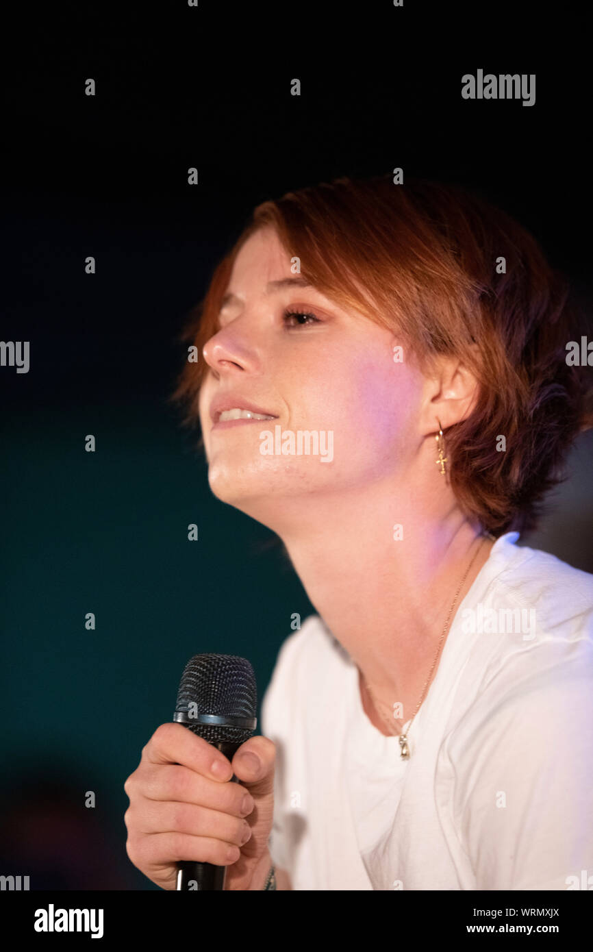 Josh hedley hi-res stock photography and images - Alamy