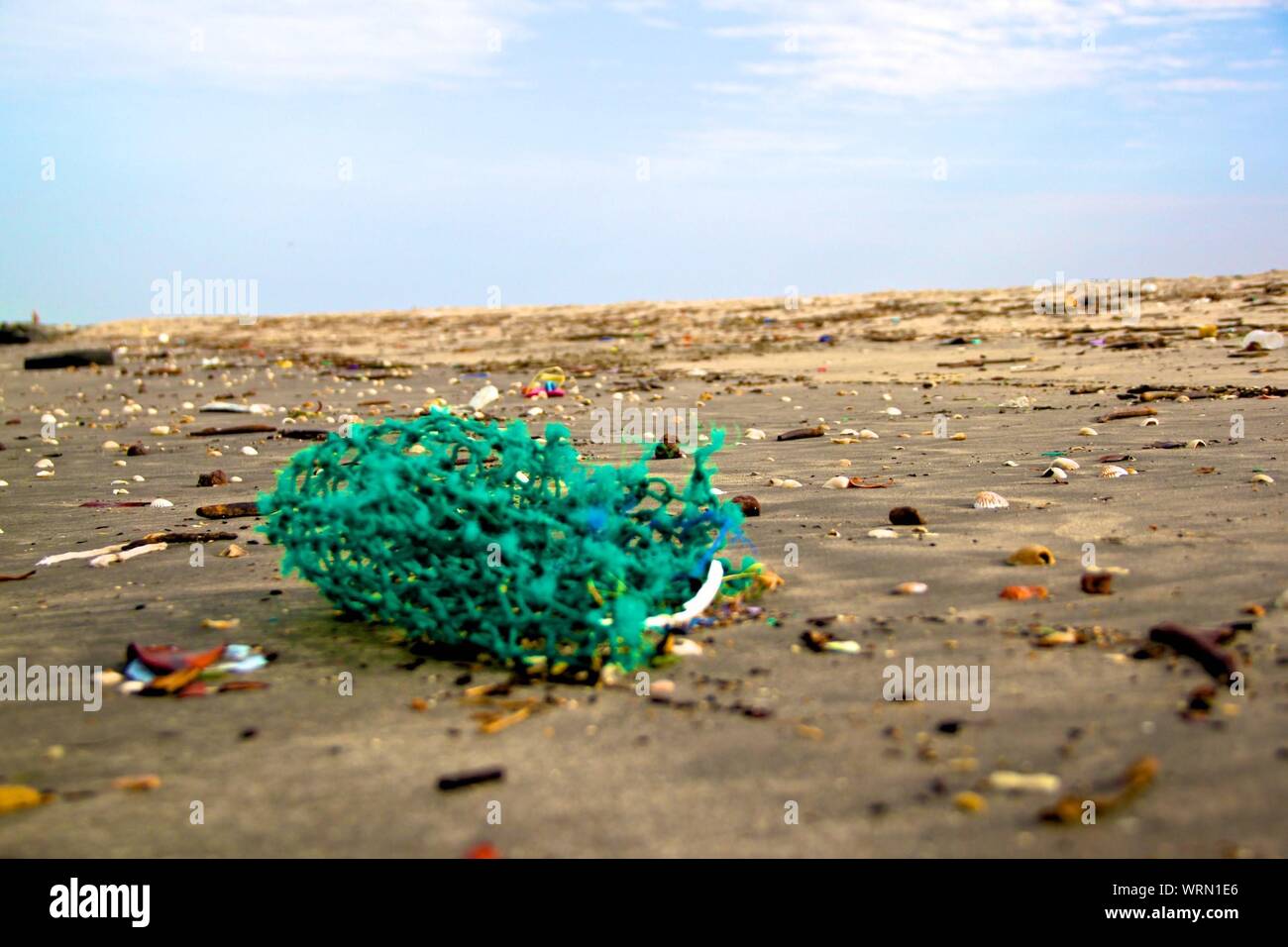 Polluted beach hi-res stock photography and images - Alamy