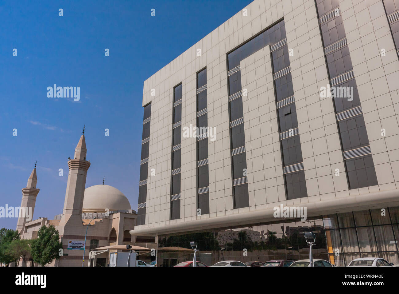 Grand Plaza Dhabab Hotel and Sheikh Ali Al Fahd Masjid, Riyadh Stock ...