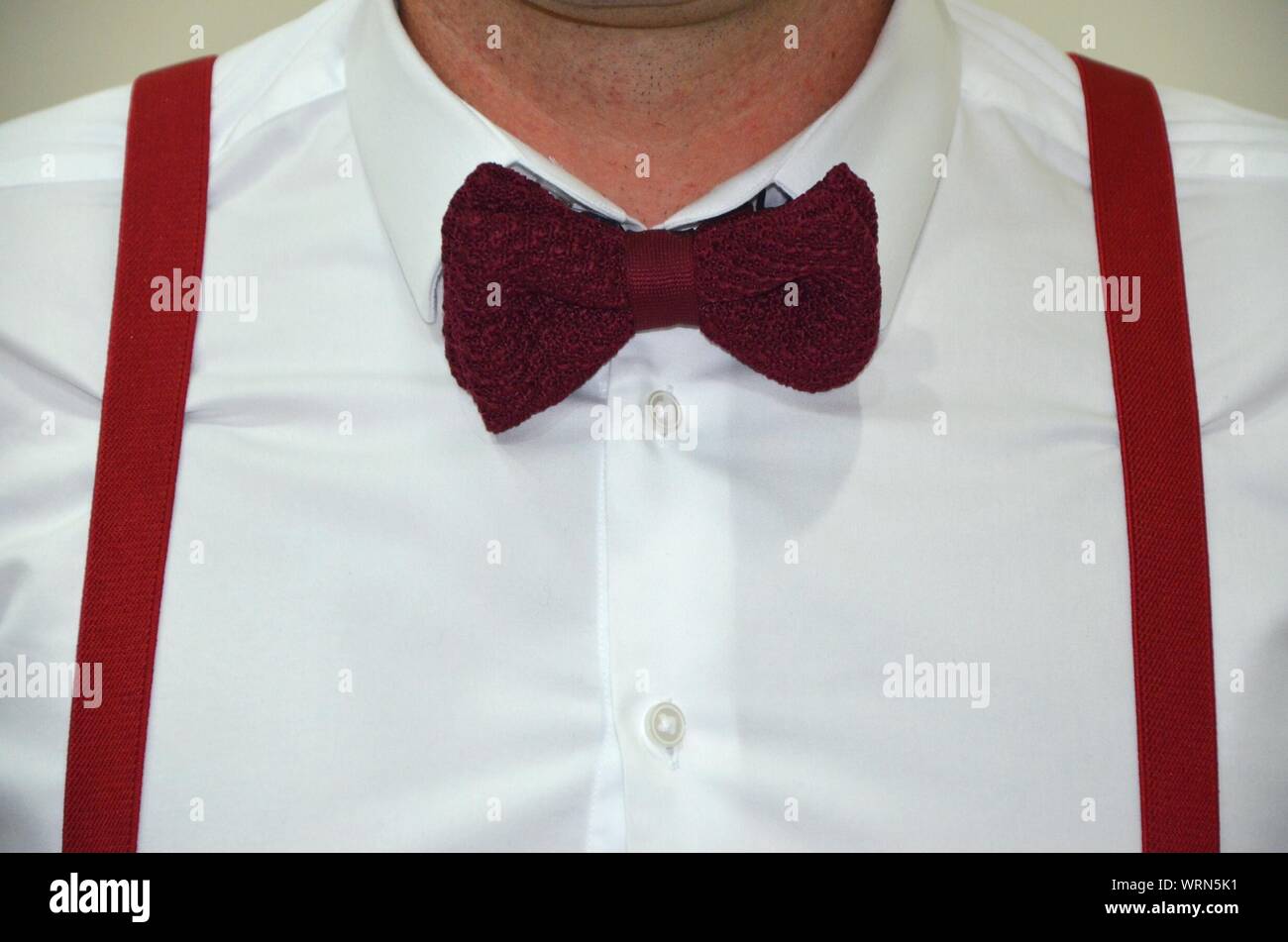 Man wearing shirt tie hi-res stock photography and images - Alamy