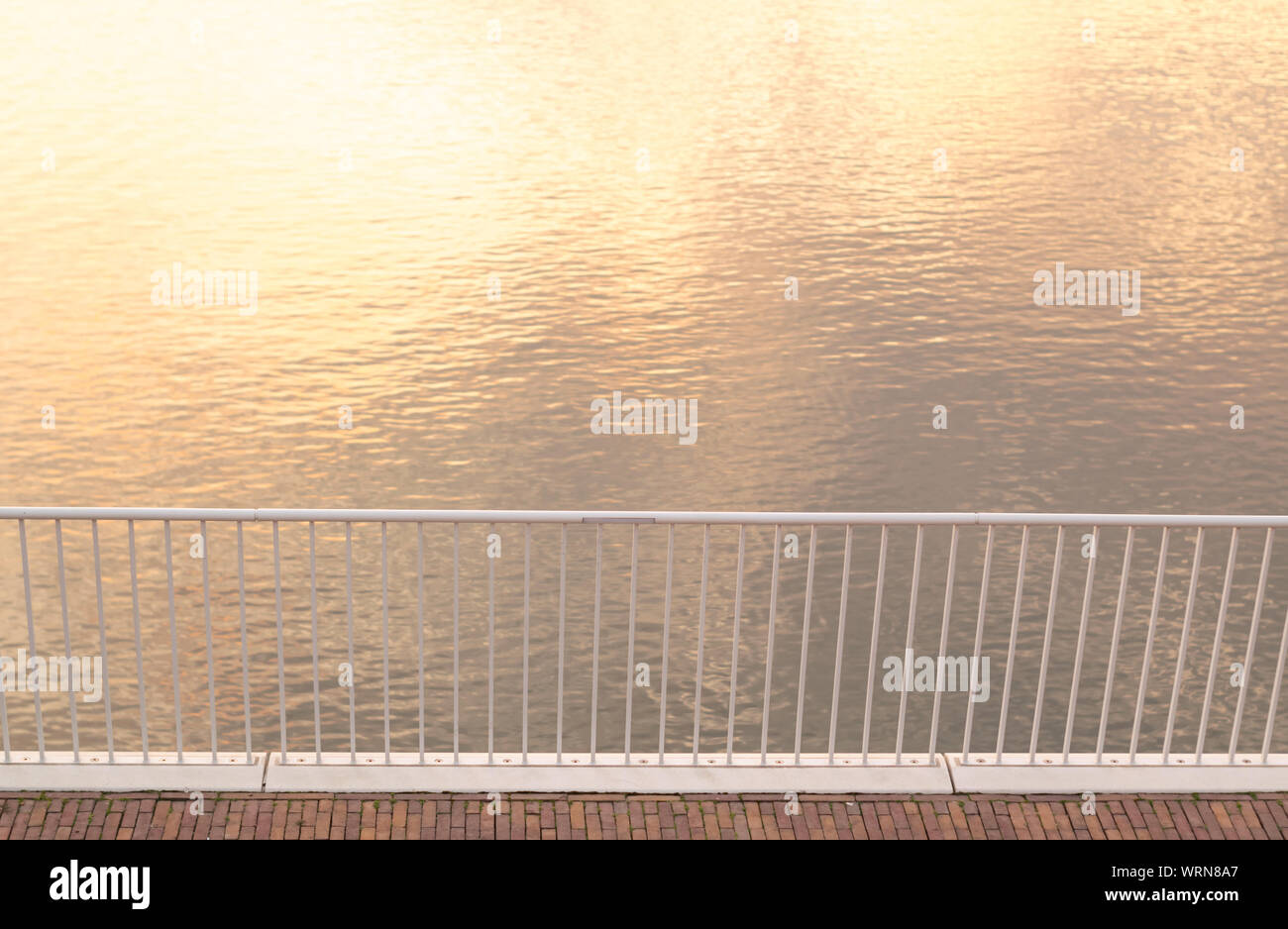 Iron ladder beach hi-res stock photography and images - Alamy