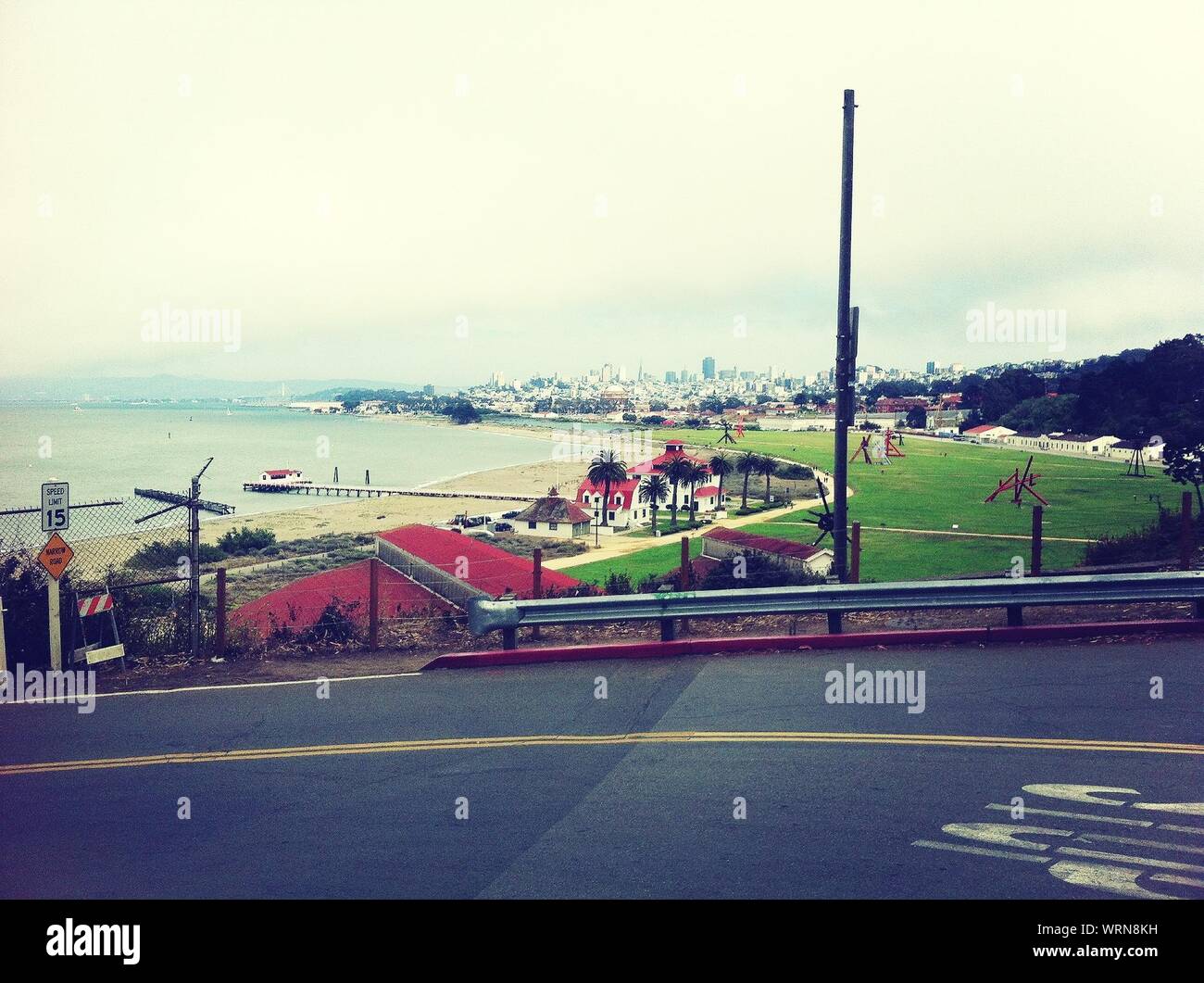 Waterfront street hi-res stock photography and images - Alamy