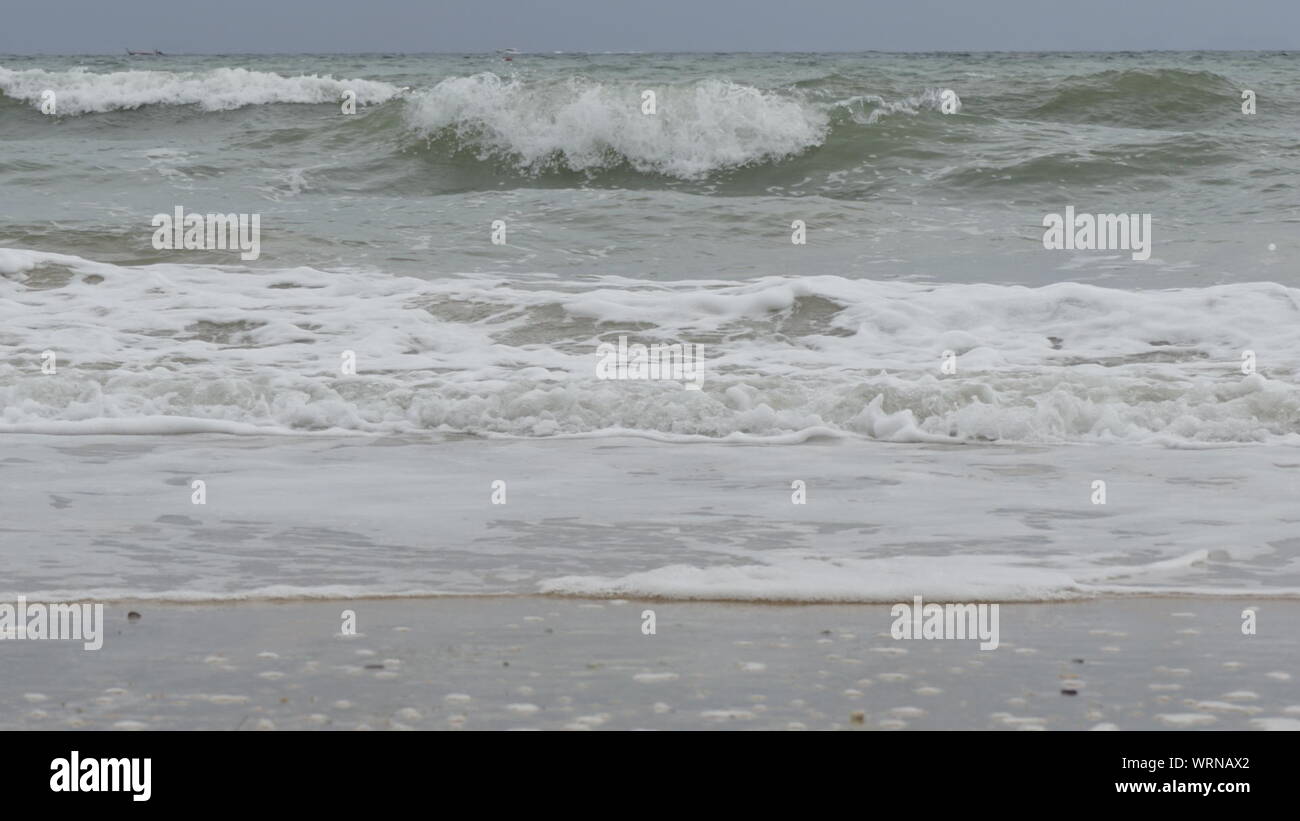 Water rushing on sand hi-res stock photography and images - Alamy