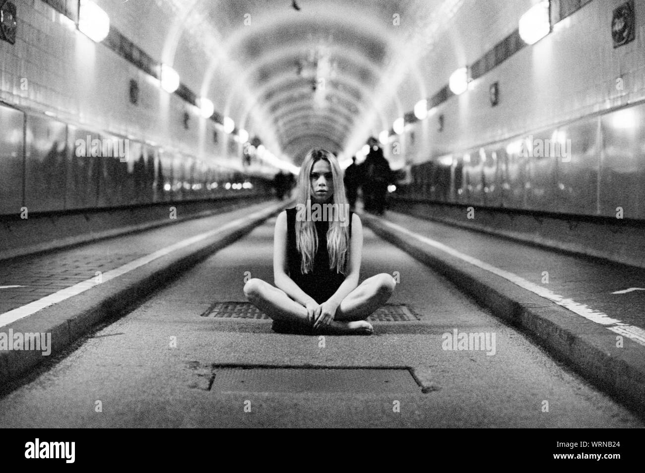 Alienation woman hi-res stock photography and images - Alamy