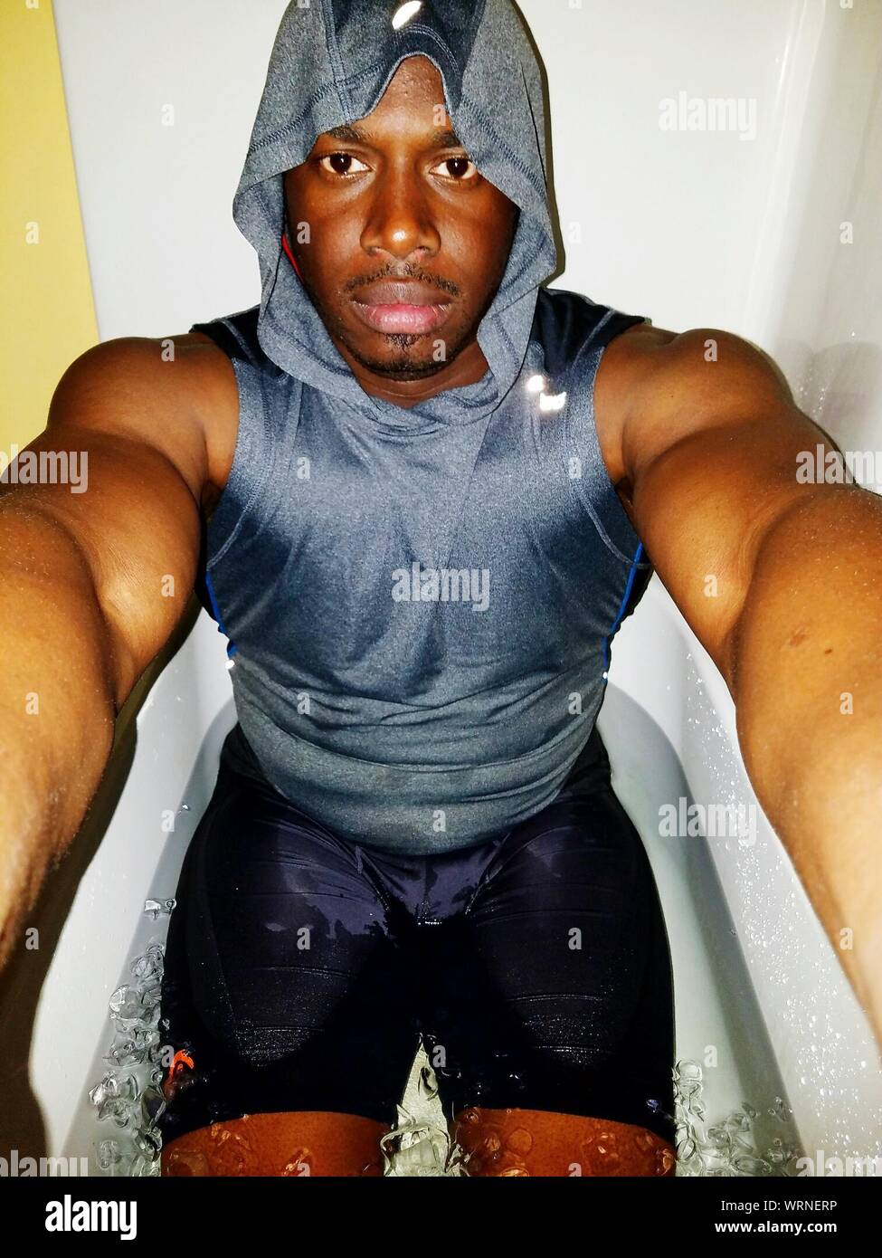 Man having bath hi-res stock photography and images - Alamy
