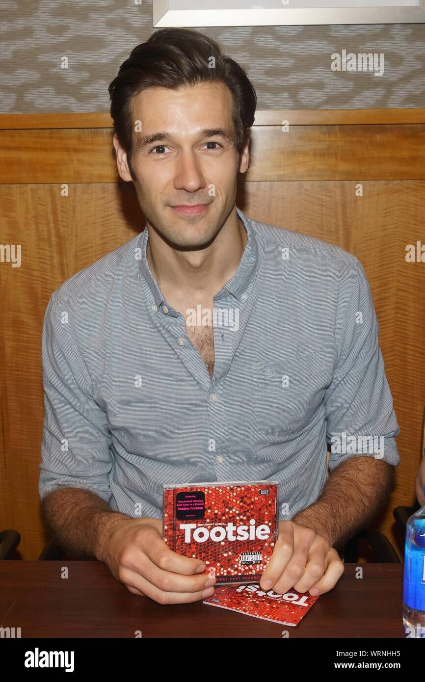 Launch noble hi-res stock photography and images - Alamy