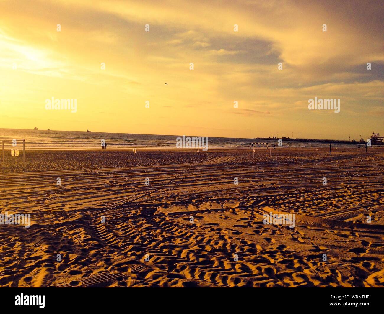 Sandy beach pattern hi-res stock photography and images - Alamy