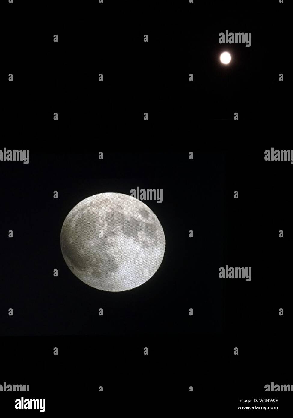 Moon and sun hi-res stock photography and images - Alamy